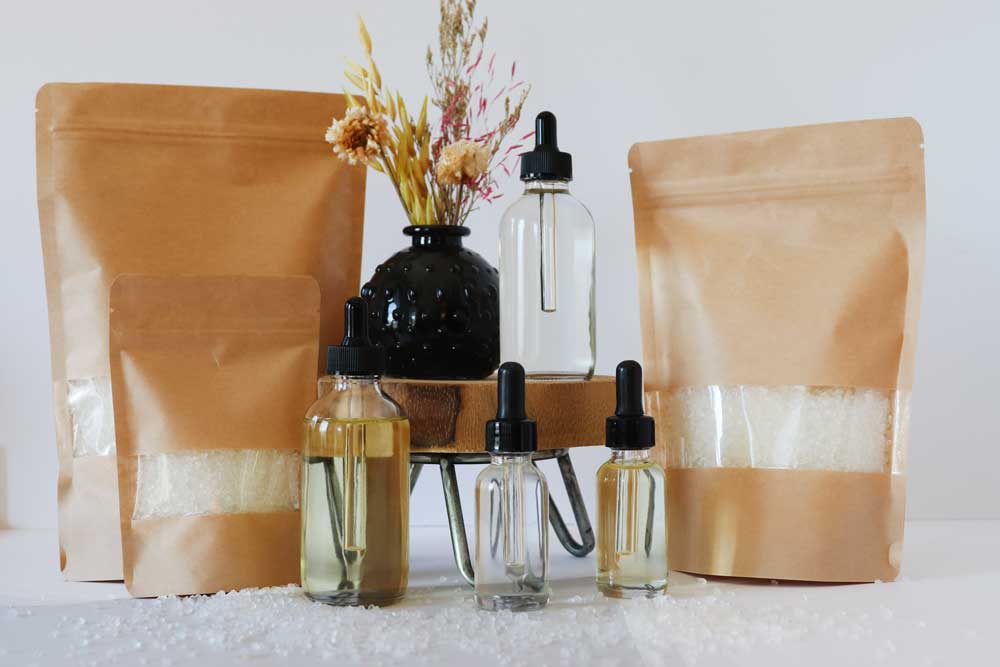 Apothecary 19 | Bath Products - bath oil + soaking salt blends